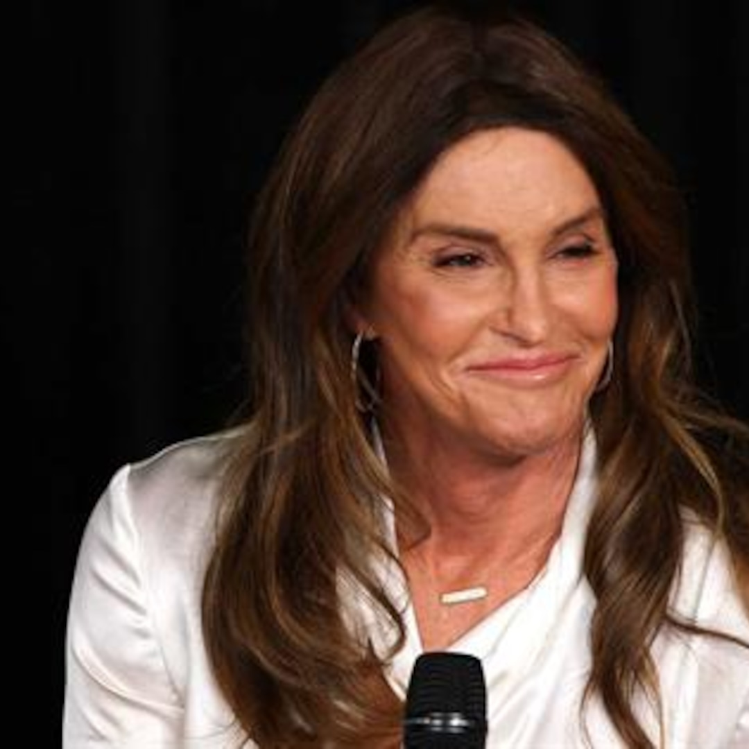 Caitlyn Jenner Responds to Posing With Hillary Clinton Caitlyn Jenner Responds to Posing With Hillary Clinton